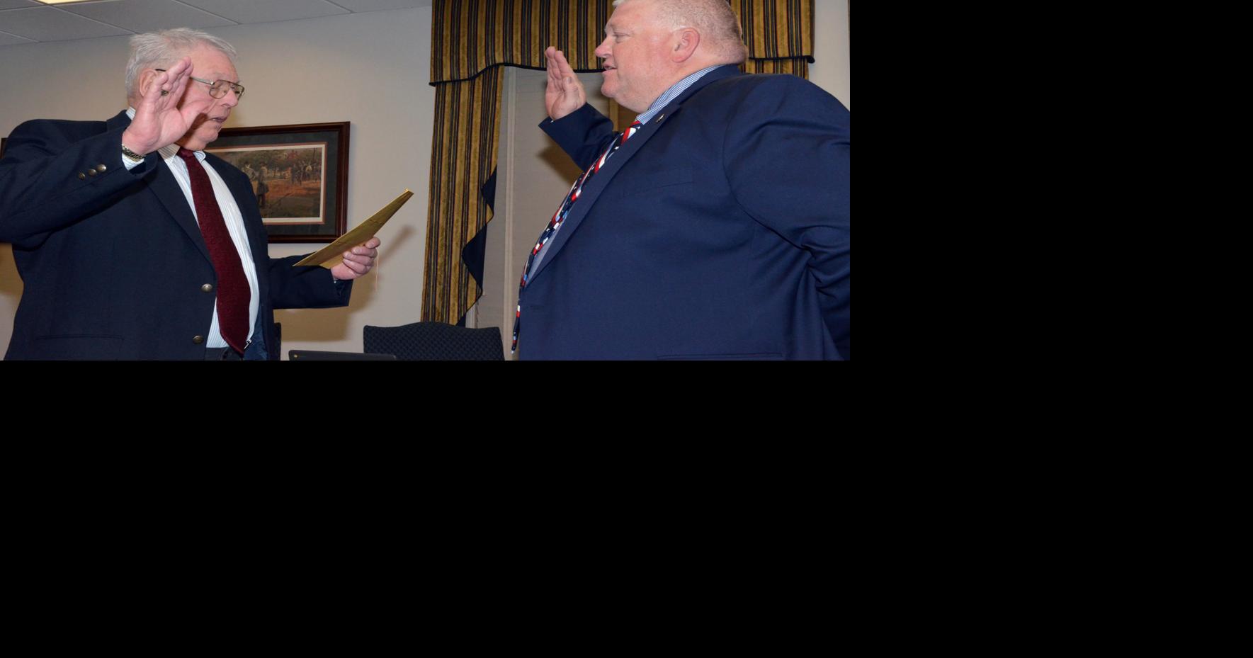 Gettysburg swears in new police chief | Local News | gettysburgtimes.com