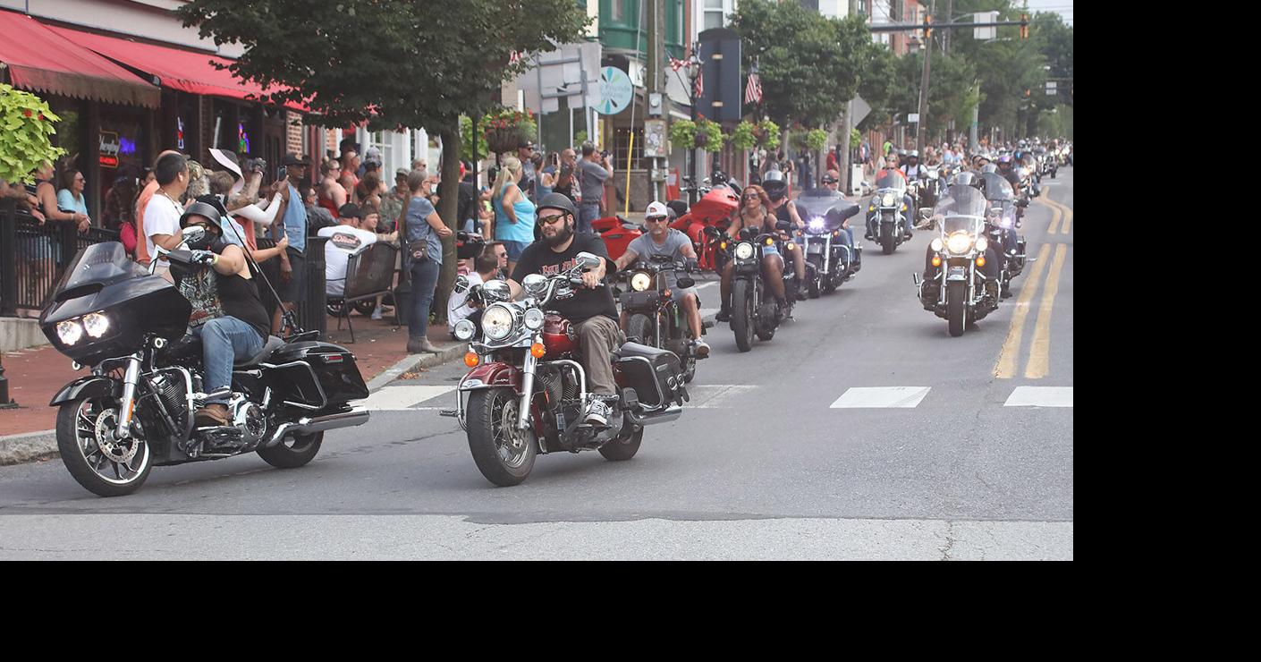 Bikers in the Fourth Annual Jeremy Plank Memorial Motorcycle Ride ...