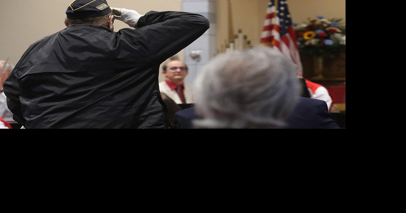 Salute the flag in Wenksville | News | gettysburgtimes.com