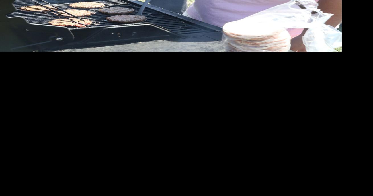 Flipping burgers at Relay | Local News | gettysburgtimes.com