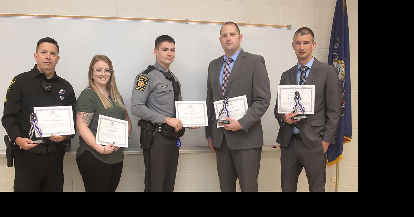 Officers honored for going 'above and beyond' | Local News ...