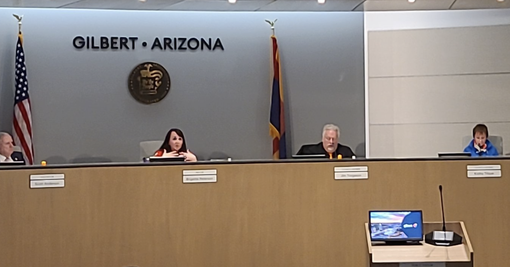 Gilbert council to hear public on pay hike plan | News | gilbertsunnews.com