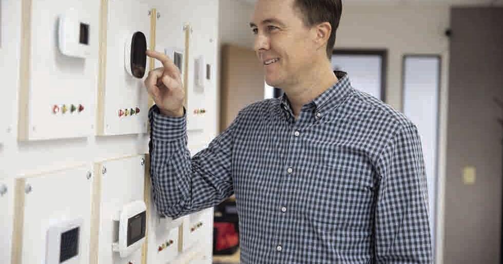 SRP center evaluates items for energy efficiency | Business ...