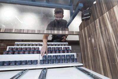 Gilbert’s only marijuana store thriving | News | gilbertsunnews.com