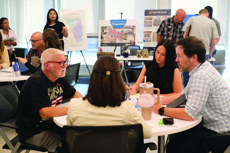 Gilbert council all ears at water gripe session | News | gilbertsunnews.com