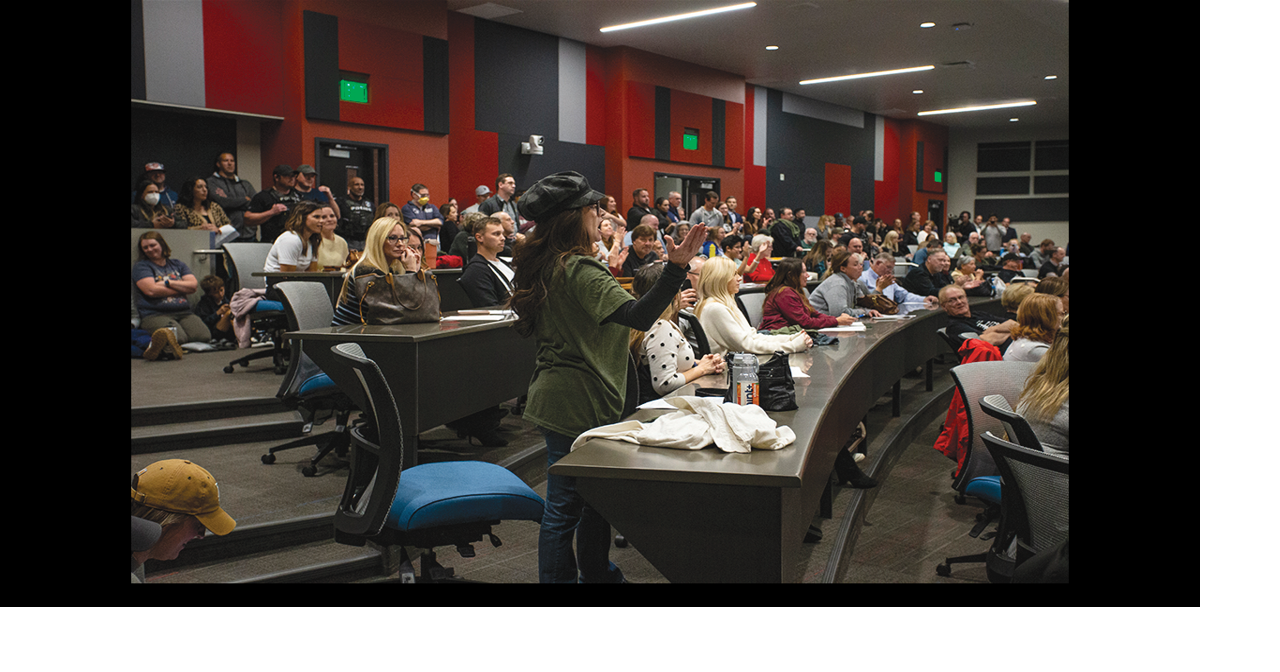 Council delays Ranch vote after stormy meeting | News | gilbertsunnews.com