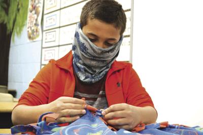 Quartz Hill pupils make blankets, find meaning | News | gilbertsunnews.com