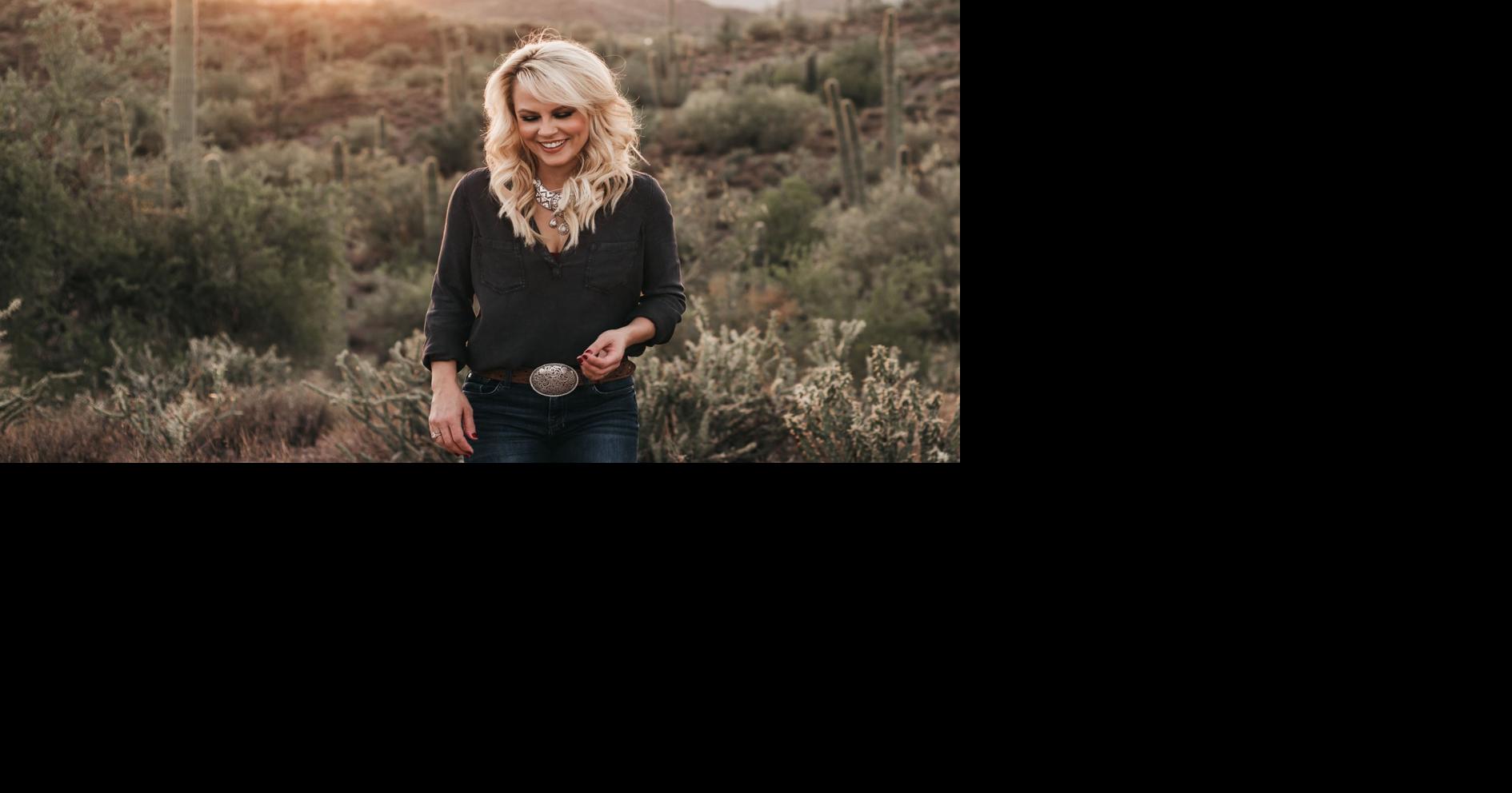 Country singer Shari Rowe ‘Ridin’’ to the top | Arts And Entertainment ...