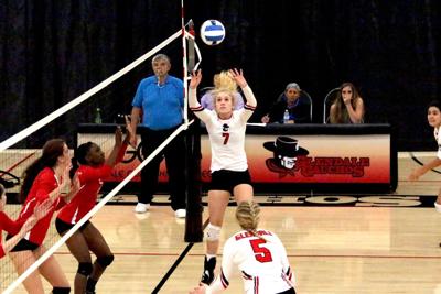 GCC volleyball continues to dominate early | Sports | glendalestar.com