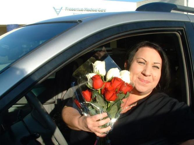 ‘Pass It On’ florist hands out bunches of roses | Features ...