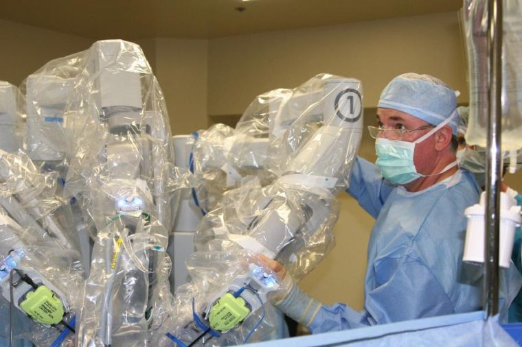 First single-site robotic hysterectomy in Arizona performed at ...