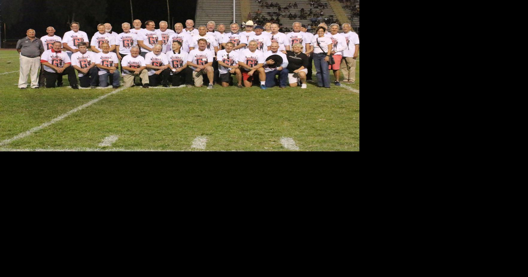 GCC’s first football reunites | Sports | glendalestar.com