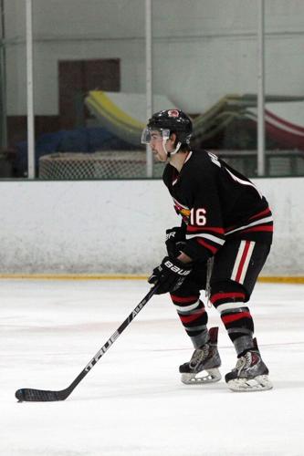 Hawks drop two to Knights | Sports | glendalestar.com