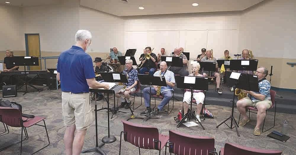 Big Band Grandstand keeps its music alive | Features | glendalestar.com