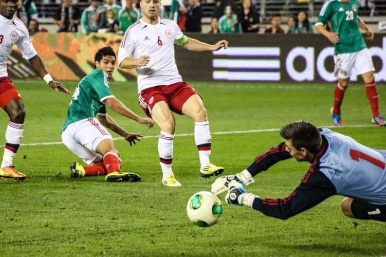 Mexico and Denmark play to 1-1 tie | Sports | glendalestar.com