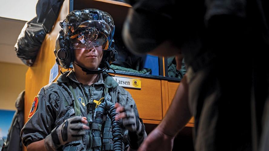 A Dream Come True: Becoming a pilot for a day | Features | glendalestar.com