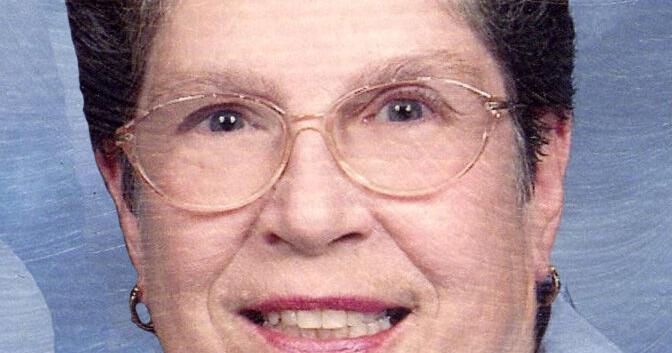 Roberta Edna (Hewett) Boehlje Eno