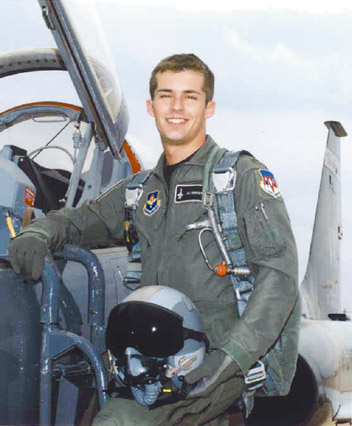 Clear Lake grad, youth pilot, now flies Air Force F-16 Vipers