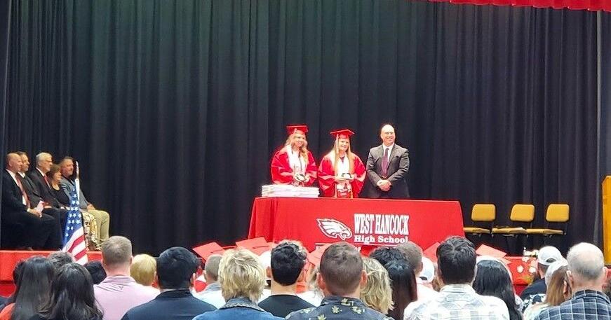 West Hancock community recognizes achievement of 2025 graduates in Britt