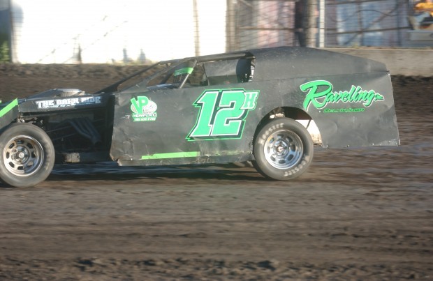 Hansen wins Dirt Tour stop at I-35