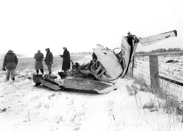 A LOOK BACK: Plane crash that killed Buddy Holly in Clear Lake, Feb. 3 ...