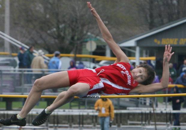 Running, throwing for state | North Iowa Sports | globegazette.com