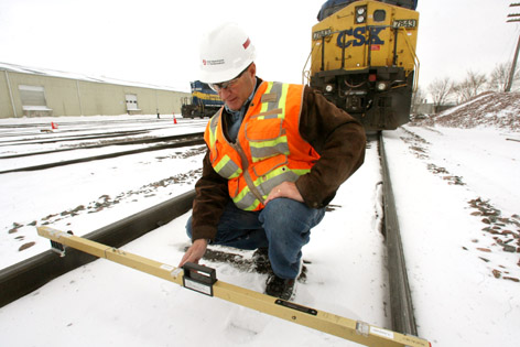 Mason Cityan tracks railroad safety for DOT