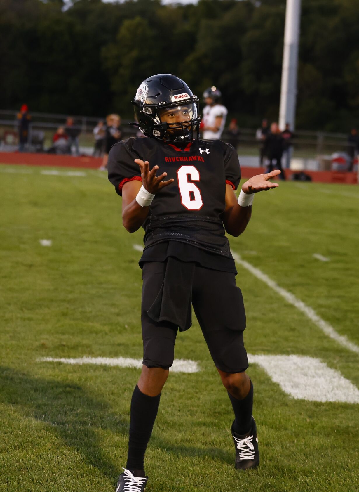 High School Football: Mason City Gilbert Drew Hobart