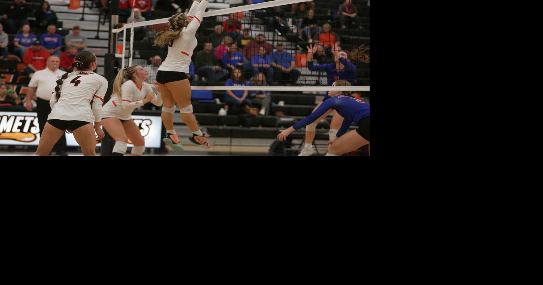 PHOTOS: Charles City vs Decorah volleyball Class 4A Region 6 semifinals