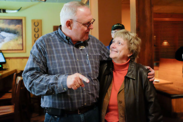 Ragan wins re-election to Iowa Senate