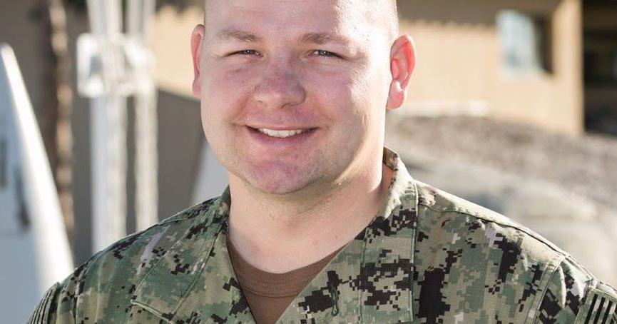 Manly native helps train Navy's best pilots at TOPGUN