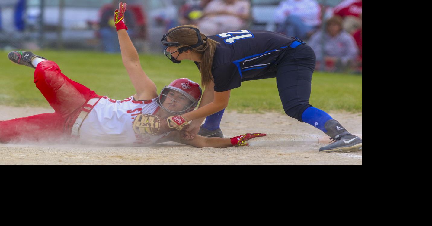 Panthers' Nelson wins 300th career game in regional victory