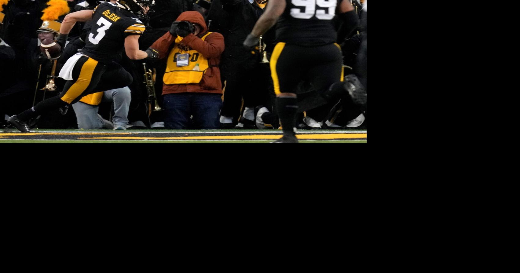 Iowa claims back Heartland Trophy, in wacky Big Ten West race