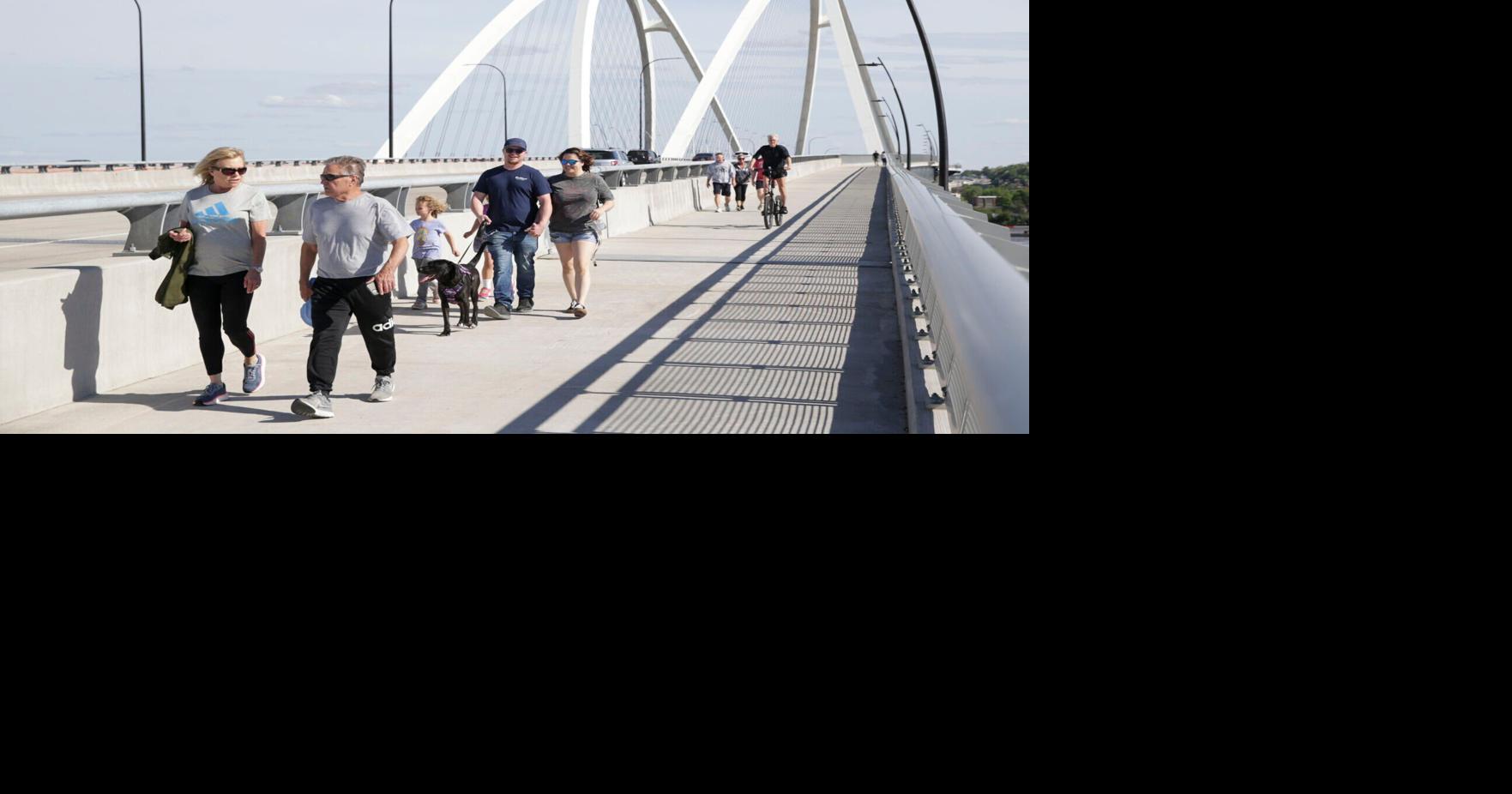 Iowa DOT: Bridge path is getting protective barriers