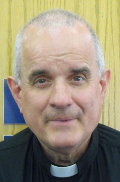 Father Jerry Kopacek leads Holy Rosary Cluster