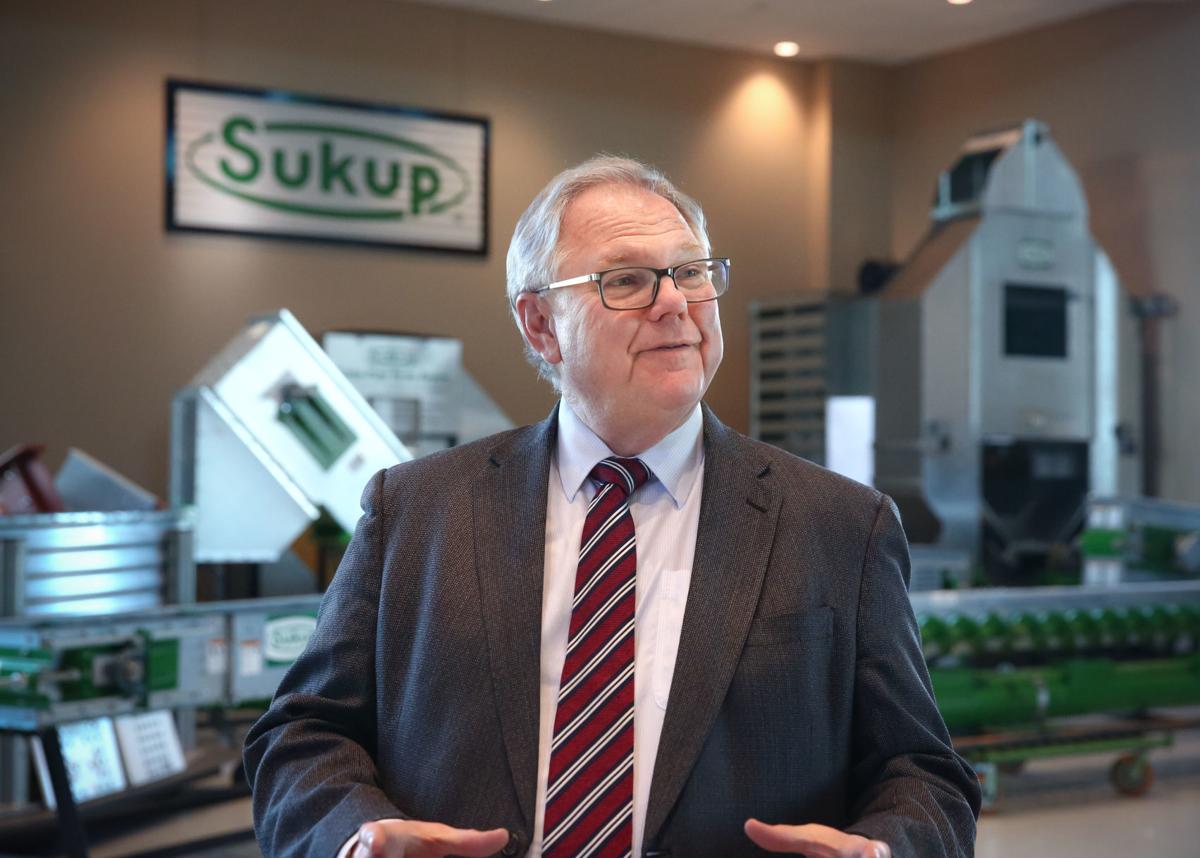 President of Sukup Manufacturing Co. to step down from post