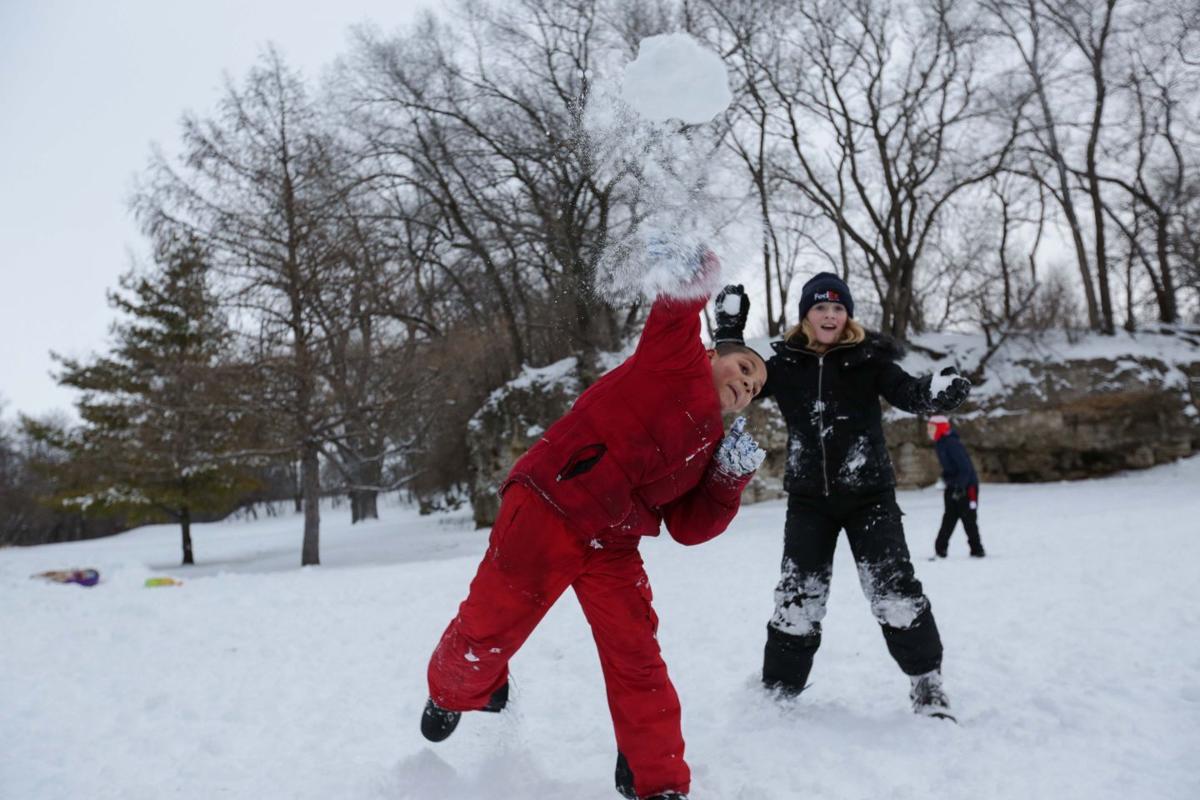Mason City community snowball fight is Saturday