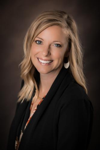 Clear Lake Bank & Trust hires new employees, promotes another