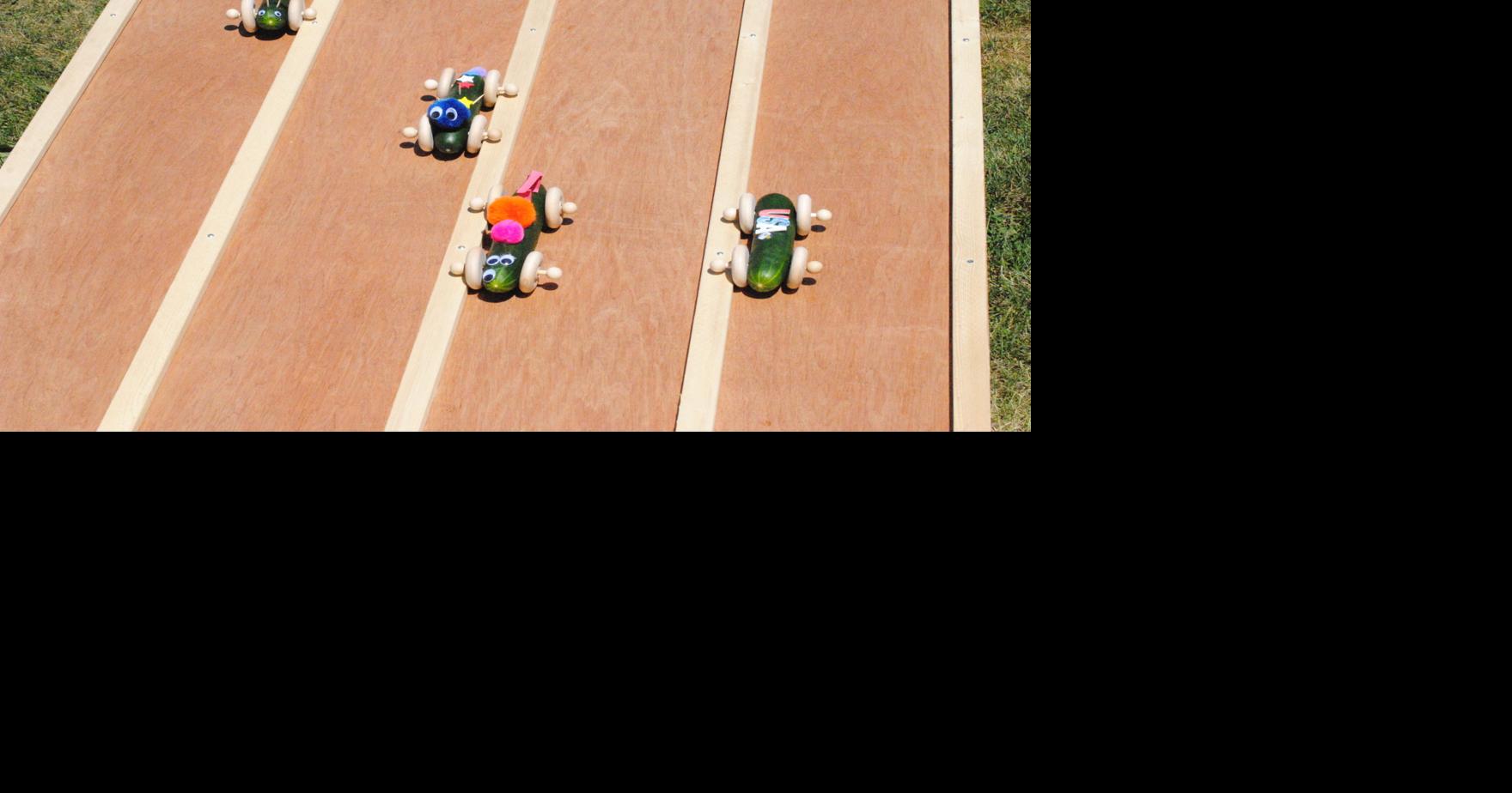 Veggies race at the fair