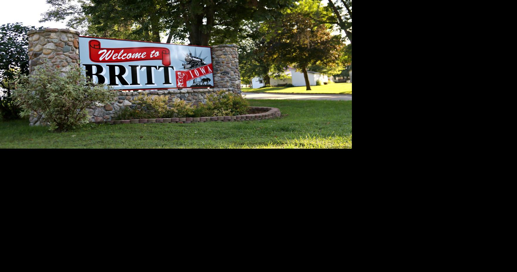 Britt installs new welcome signs on south, west entrances