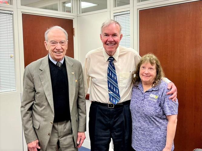 Gerald, Virginia Edgar of Garner pay visit to Sen. Grassley in ...