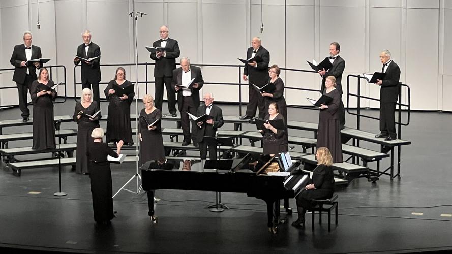 Final bow: North Iowa choir director set to lead last concert