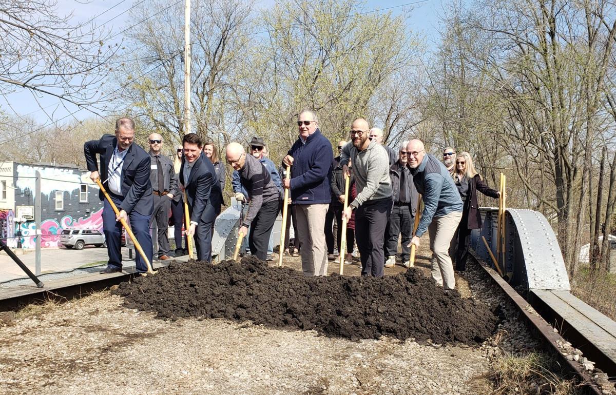 Mason City breaks ground on Highline Trail