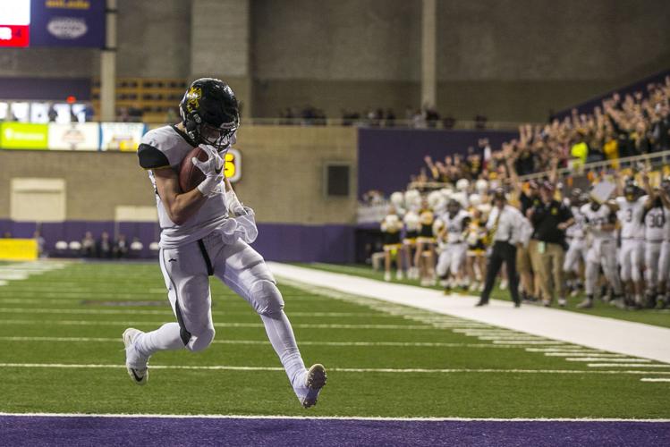 Bishop Garrigan reaches first title game since 2005