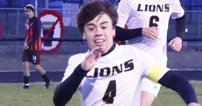 High School Boys and Girls Soccer: Clear Lake sweeps G-H-V