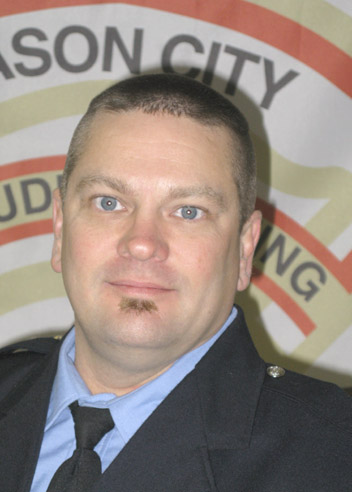 Mason City firefighters promoted, sworn in