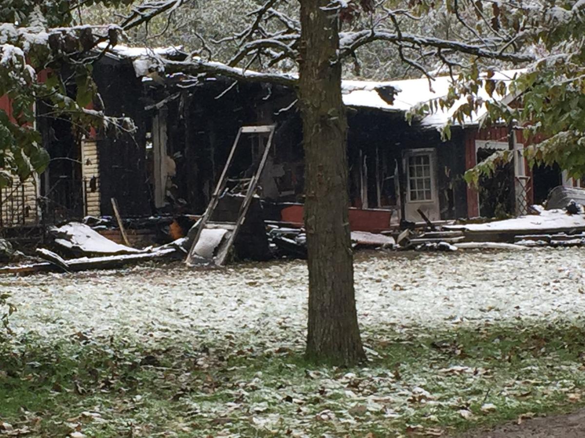 Clear Lake fire destroys unoccupied home