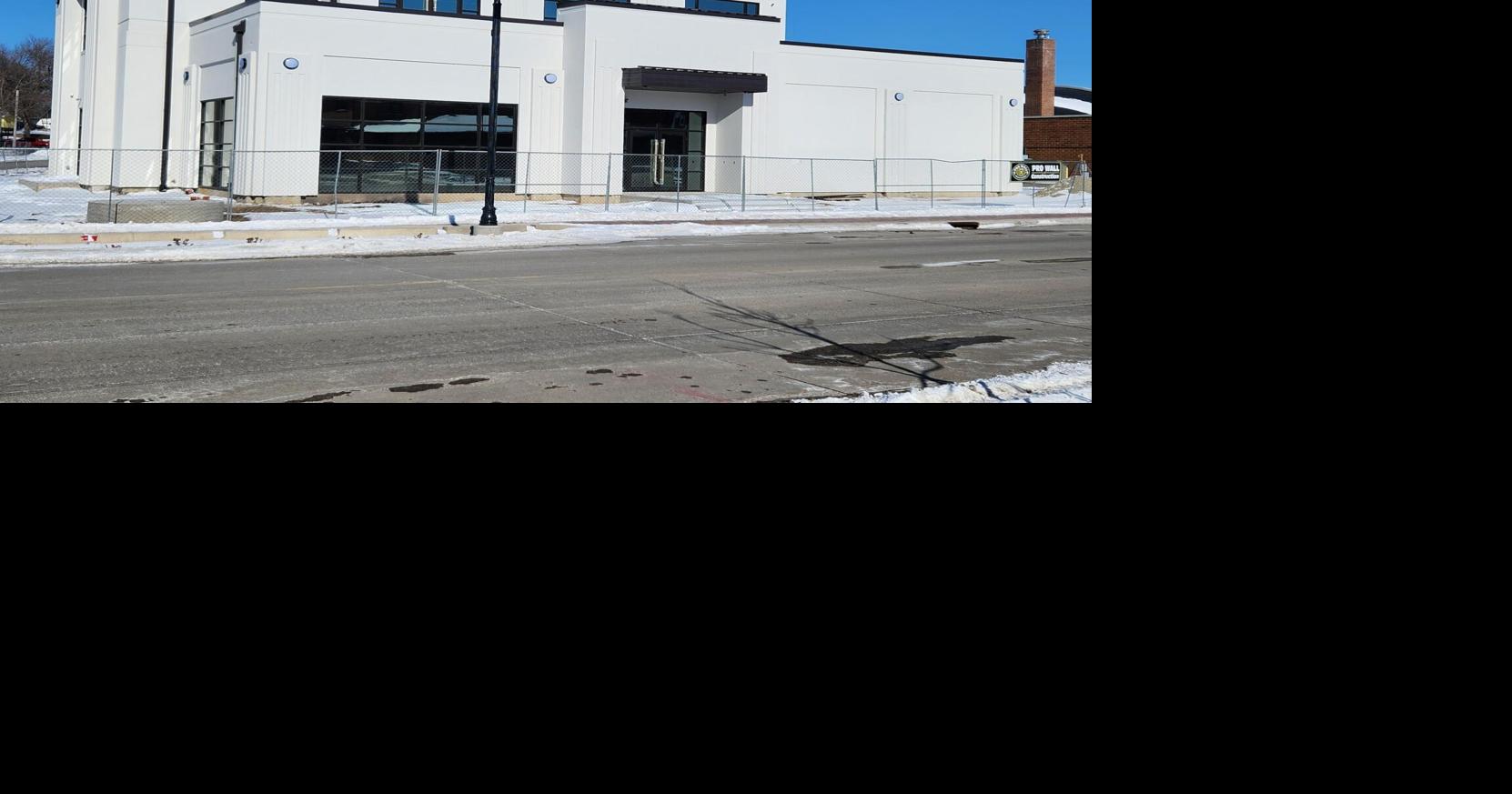 Les Paul instruments coming to Surf Ballroom MEC