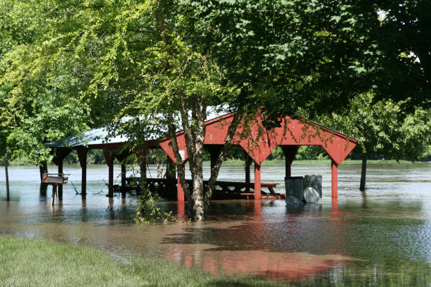 Authorities monitor Shell Rock at Nora Springs; Greene experiencing ...