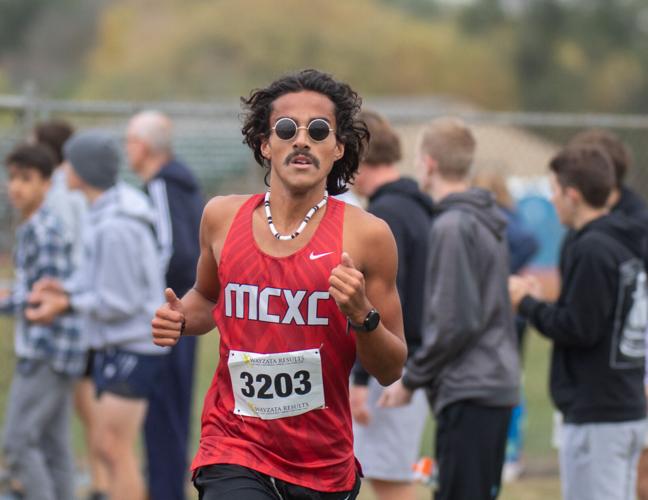 Mason City girls, Sinnwell finish second in conference meet